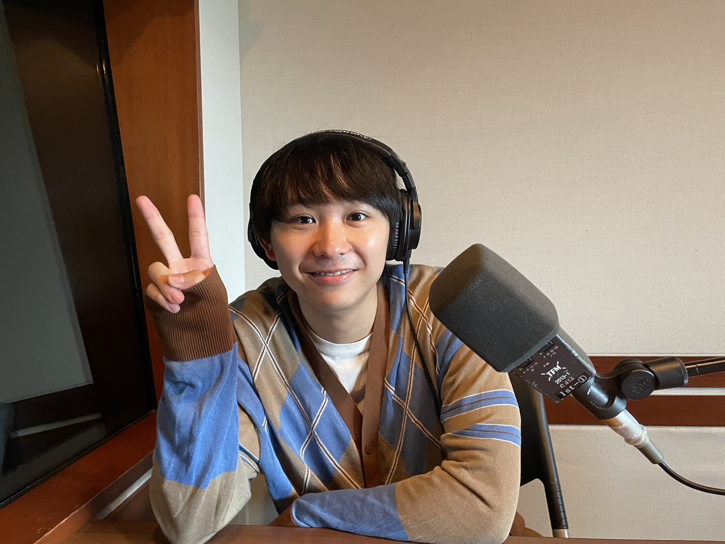 須賀健太のスガラジ！|プレミアム#58 「むしろ立ってる！！」|AuDee（オーディー） | 音声コンテンツプラットフォーム