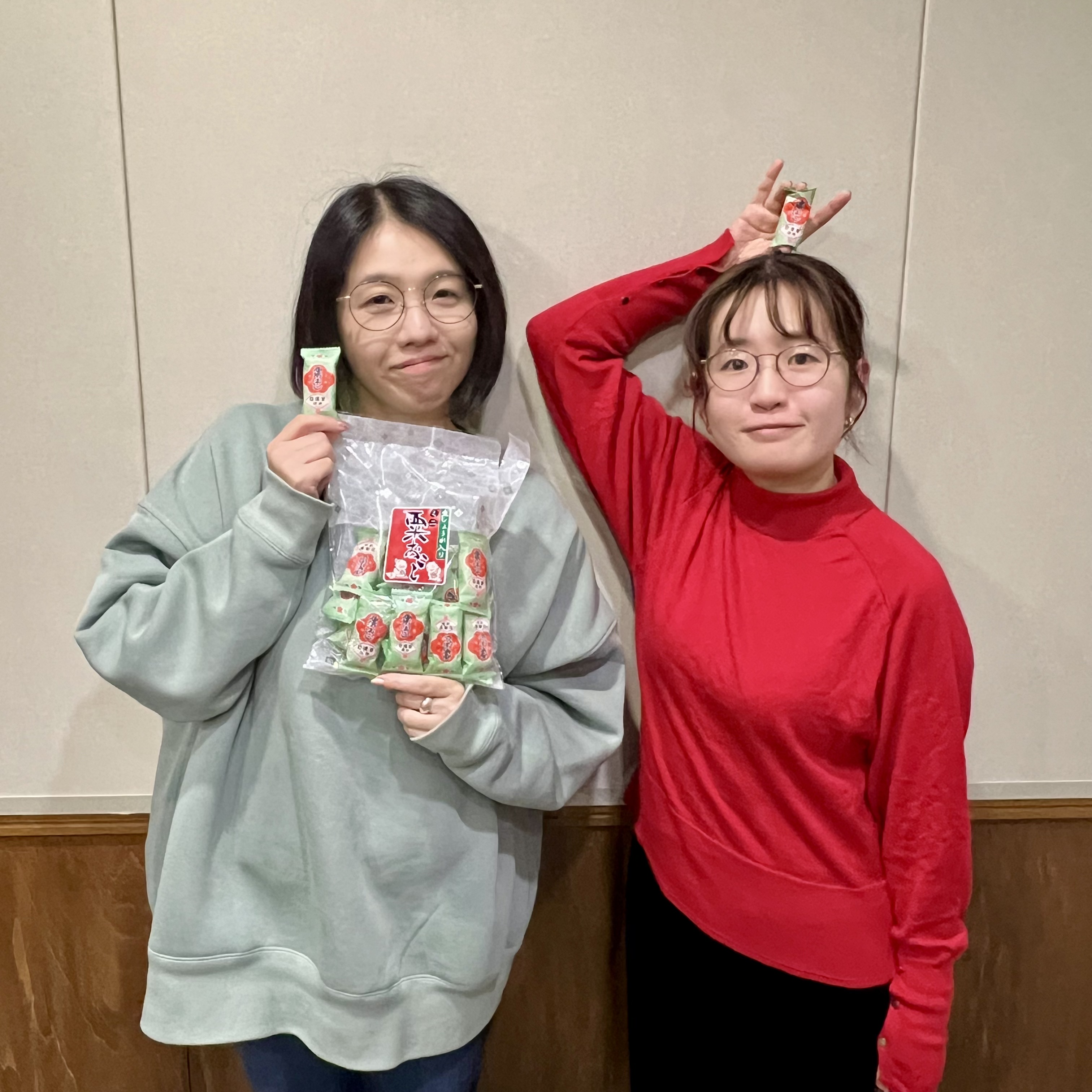 丸顔たちは、きょうも空腹|2026年1月のAuDeeオリジナルコンテンツ|AuDee（オーディー） | 音声コンテンツプラットフォーム