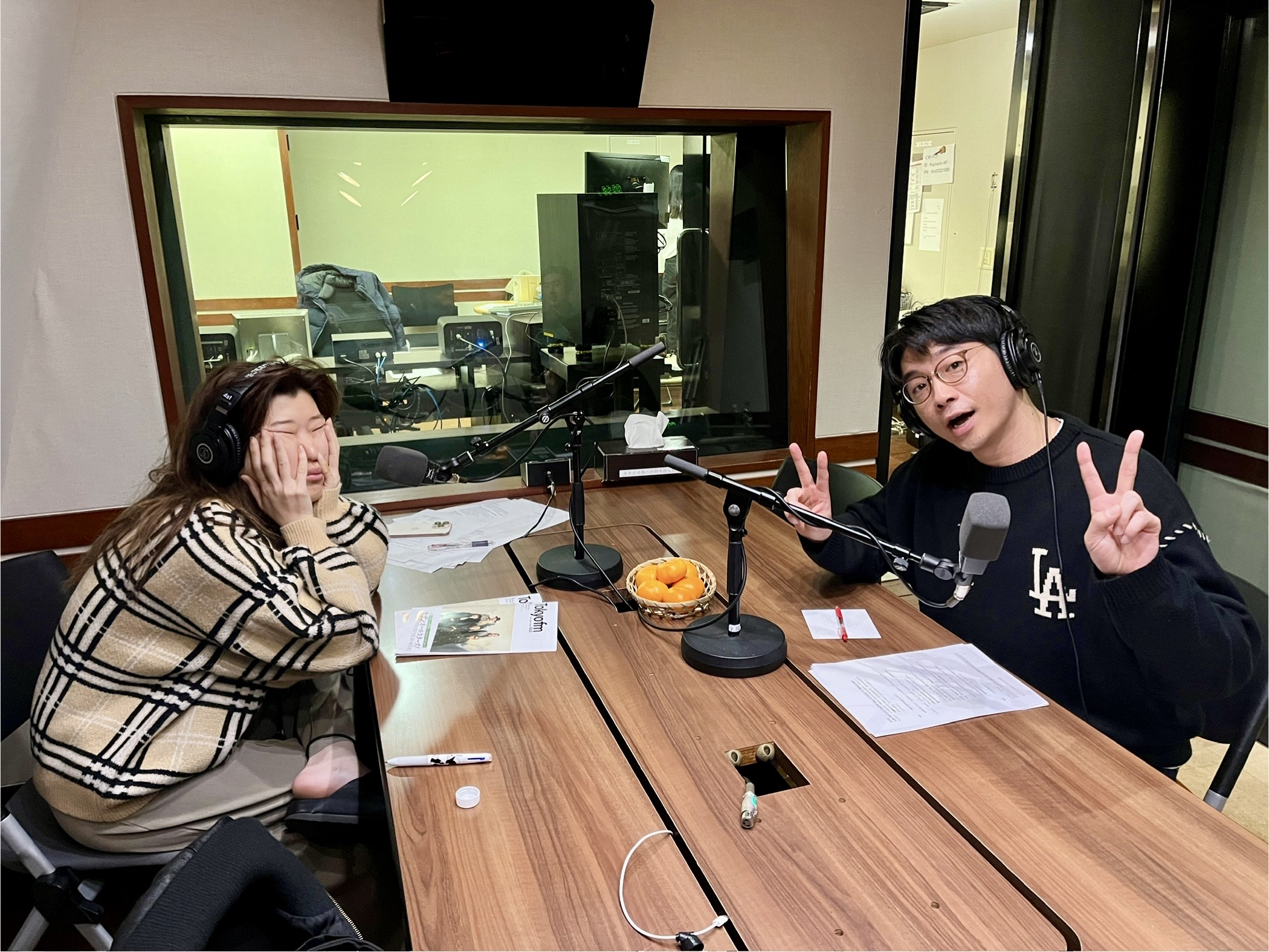 喋るズ「トーキョー・エフエムロヒー」|#121 【ゲスト：さや香・新山さん】|AuDee（オーディー） | 音声コンテンツプラットフォーム