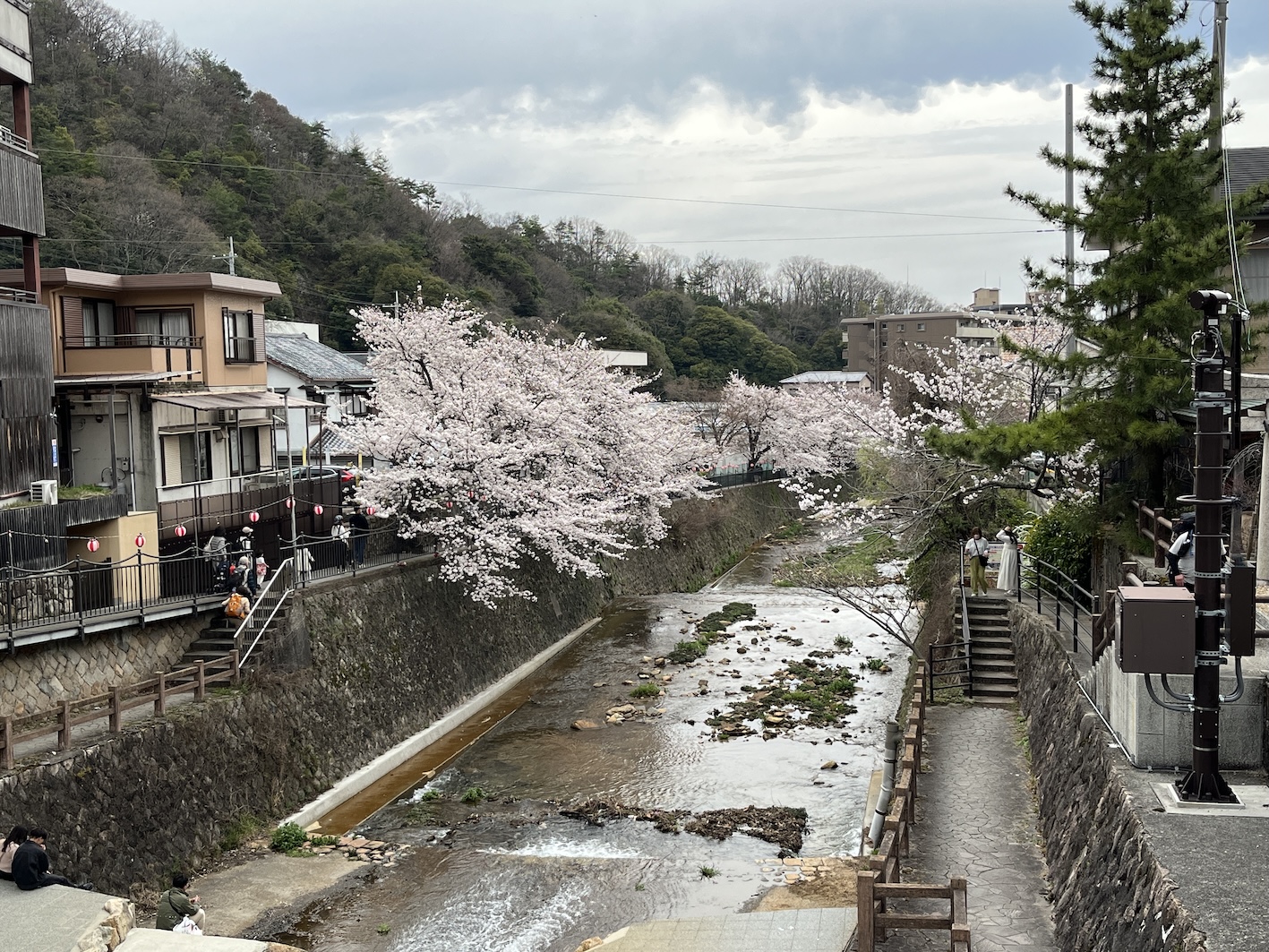 ルートインホテルズ presents とっておきここだけの旅～ここ旅～|#50 Kiss FM KOBE 松田礼那さんの「その土地の食を楽しめるとっておきの場所」|AuDee（オーディー ...
