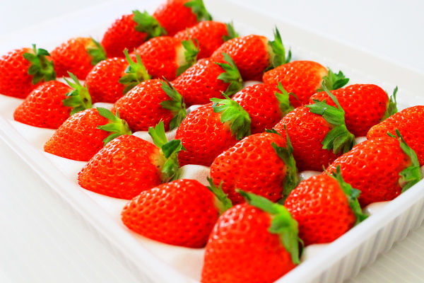 東讃RADIO CLOVER|Vol.24 三木町・奥山の旧神山小中学校で夏イチゴ！(20220907OA）|AuDee（オーディー） | 音声コンテンツプラットフォーム