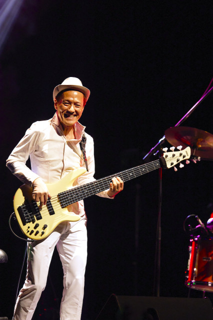 SING LIKE TALKING 佐藤竹善のアンダンテ|12月のゲストはスーパーベーシスト・櫻井哲夫さん♪ ～佐藤竹善をボーカリストに導いた大恩人！？～|AuDee（オーディー） | 音声 ...