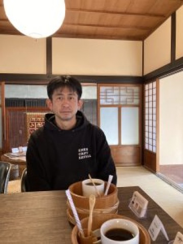 香川しまびより|Vol.42 小豆島町・小豆島 木桶仕込みの醤油は世界に！|AuDee（オーディー） | 音声コンテンツプラットフォーム